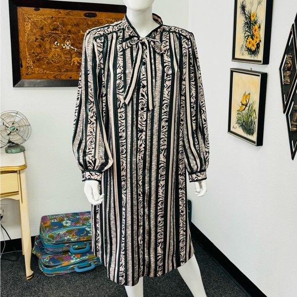 Vintage | Dresses | Vintage Amy Adams Long Sleeve Dress | Poshmark